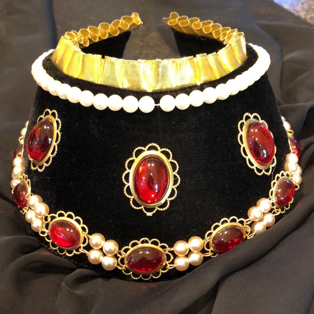 Jeweled Costume Head Piece - Gem